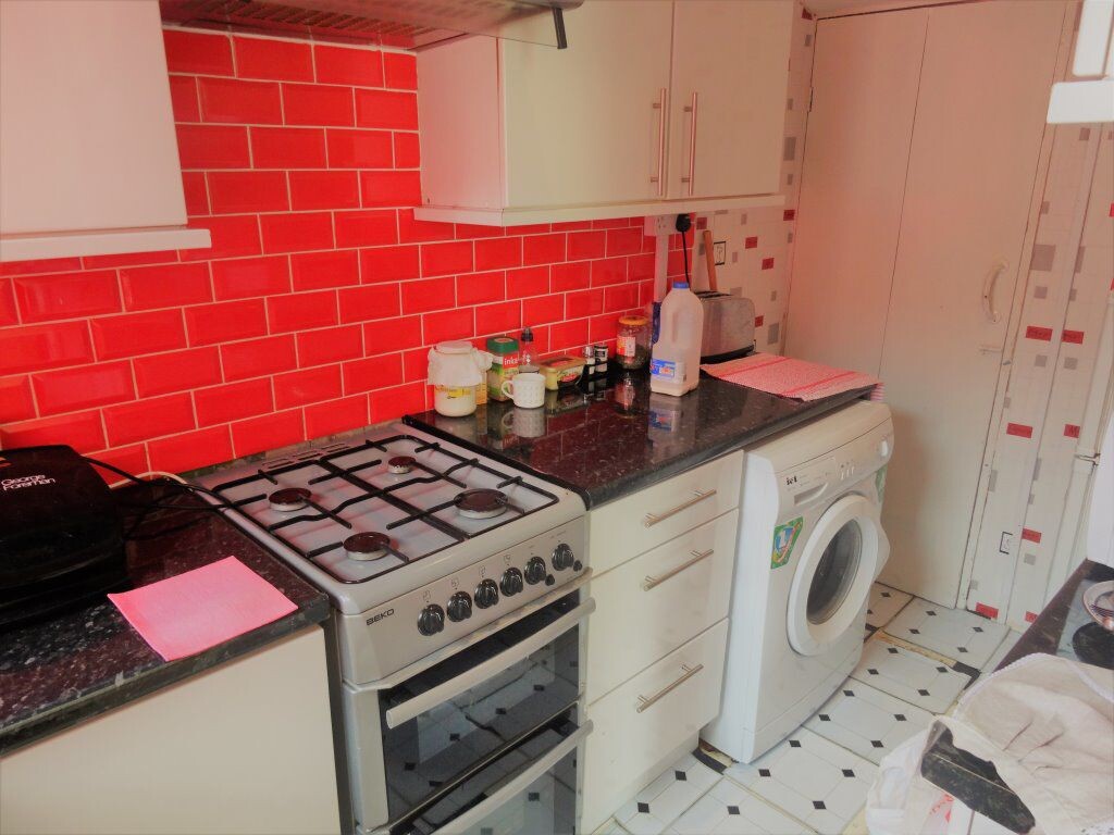 2 Bedroom House For Rent Harold Place Leeds LS6 1PQ UniHomes 2-bedroom-house-for-rent-harold-place-leeds-ls6-1pq-unihomes