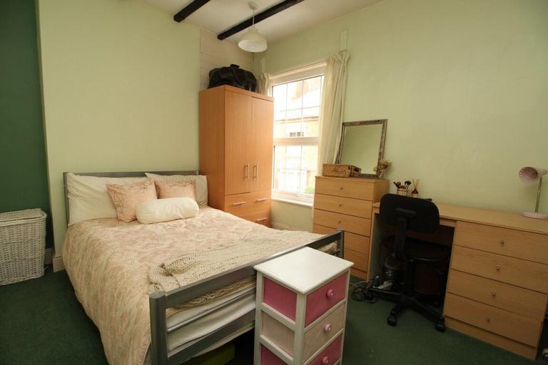 4 bedroom house for rent Albert Place Loughborough, LE11 2DN | UniHomes