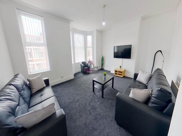 7 bedroom house for rent Carlton Road Manchester, M6 7EW | UniHomes