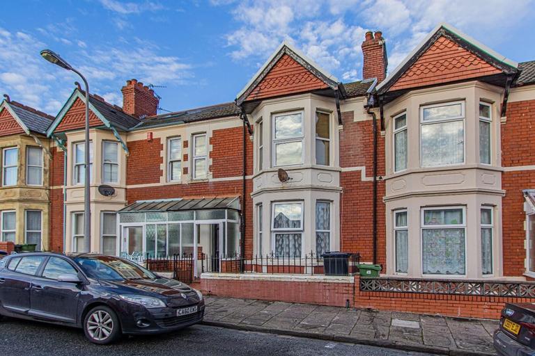 5 bedroom house for rent Cosmeston Street Cardiff, CF24 4LP | UniHomes