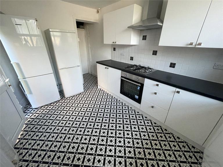 4 bedroom house for rent Whitby Road, Manchester, M14 6GJ | UniHomes