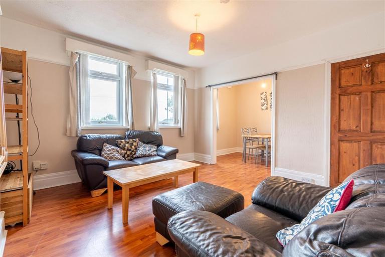 3 bedroom apartment for rent Kenton Road Newcastle, NE3 4TH | UniHomes