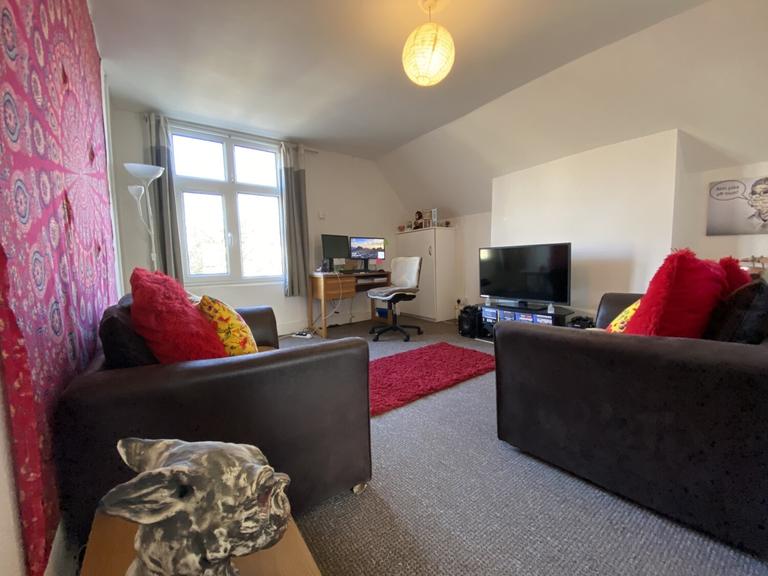2 bedroom apartment for rent Richmond Road Cardiff, CF24 3AR | UniHomes