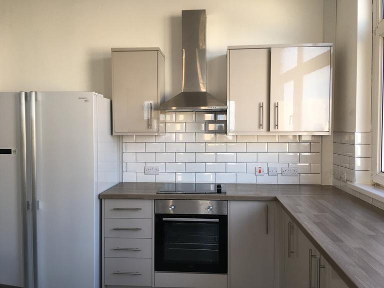 9 bedroom house for rent St. Albans Road, Swansea, SA2 0BP | UniHomes