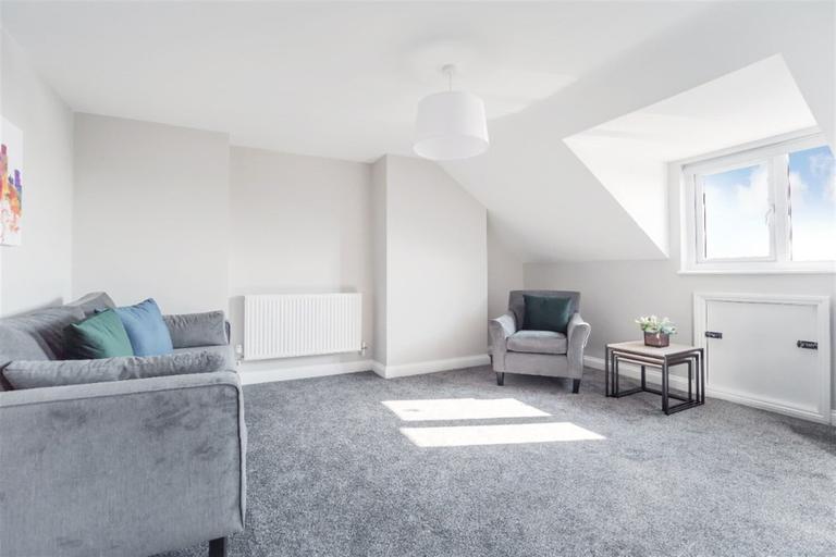 2 bedroom apartment for rent Lodge Causeway Bristol, BS16 3JP | UniHomes