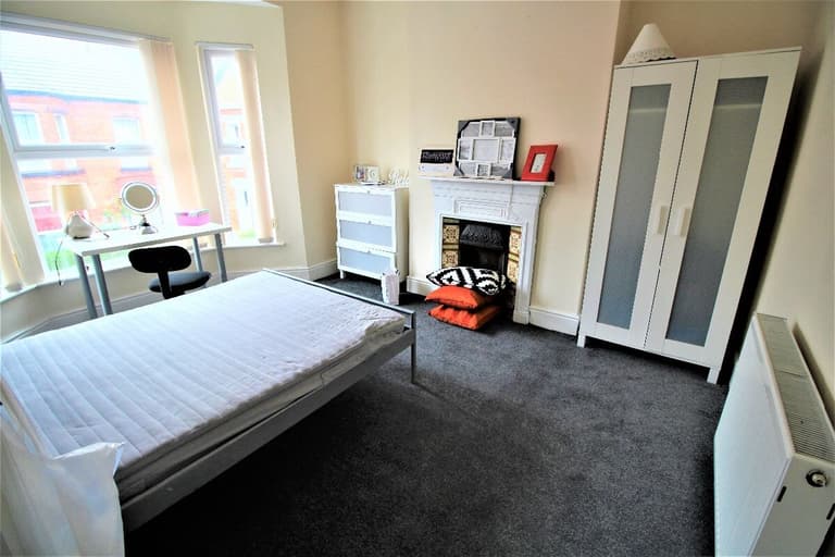 4 Bedroom House For Rent Brookdale Road Liverpool L15 3je Unihomes