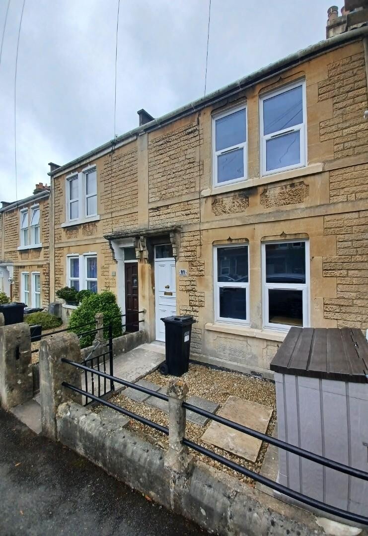 3 bedroom house for rent Sladebrook Avenue Bath, BA2 2LA | UniHomes