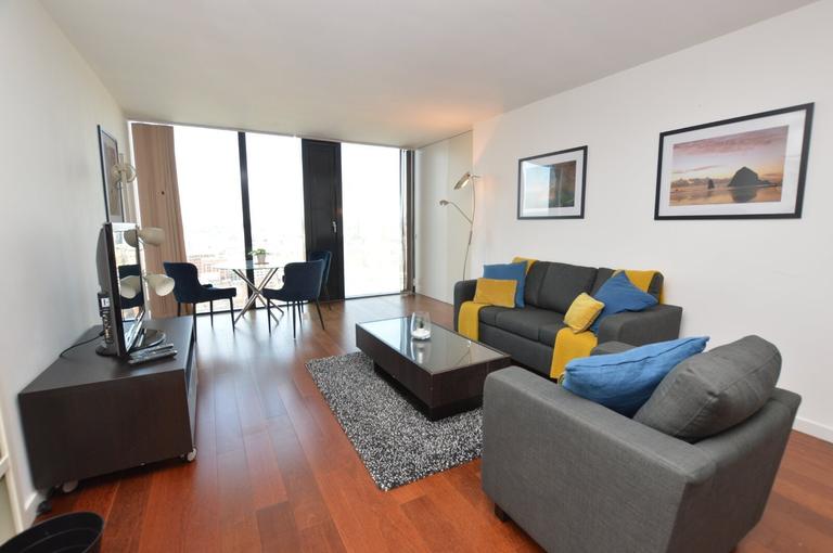 1 bedroom house for rent Beetham Tower Manchester, M3 4LU | UniHomes