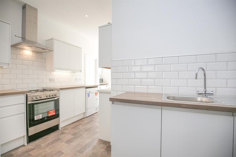 6 bedroom apartment for rent Westgate Road, Newcastle, NE4 6AA | UniHomes