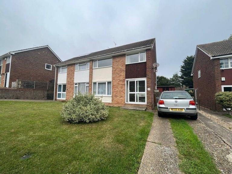 5 bedroom house for rent Long Meadow Way Canterbury, CT2 7BT | UniHomes