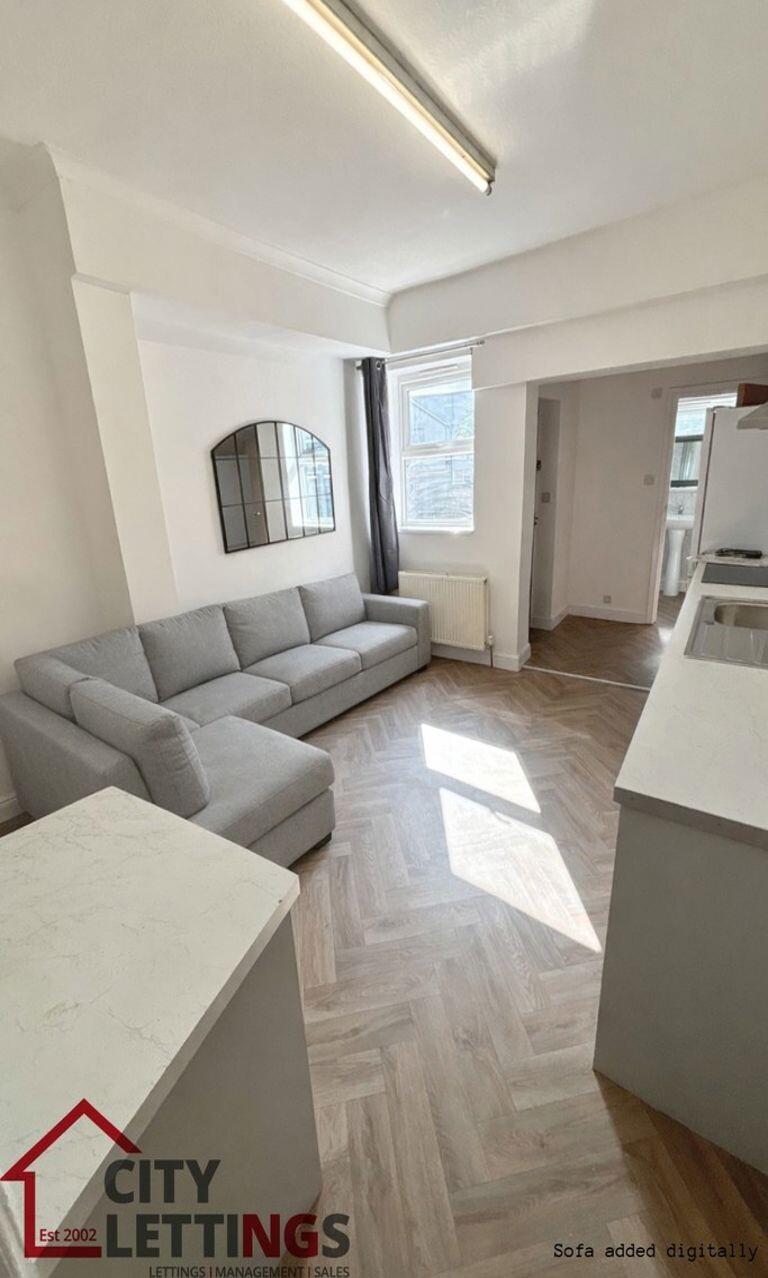 4 bedroom house for rent Gloucester Avenue Nottingham, NG7 2DQ | UniHomes