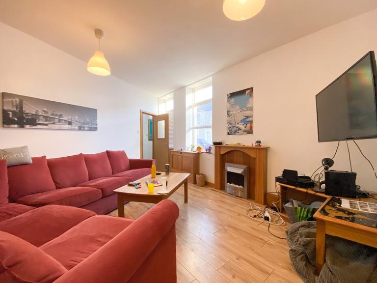 5 bedroom house for rent Minister Street Cardiff, CF24 4HR | UniHomes
