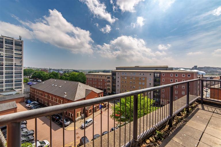 5 bedroom apartment for rent Rialto Building, Newcastle, NE1 2JR | UniHomes