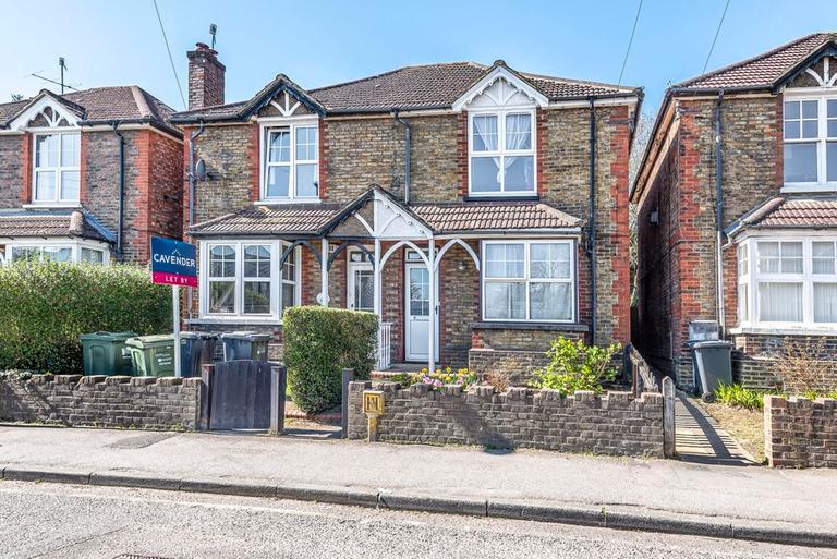 4 bedroom house for rent Walnut Tree Close, Surrey, GU1 4UB | UniHomes