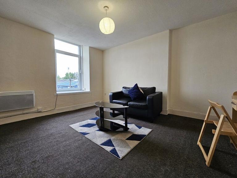 2 bedroom house for rent Isla Street Dundee, DD3 7HT | UniHomes