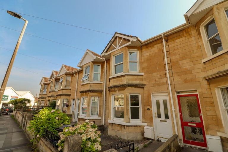 5 bedroom house for rent Beckhampton Road, Bath, BA2 3LL | UniHomes