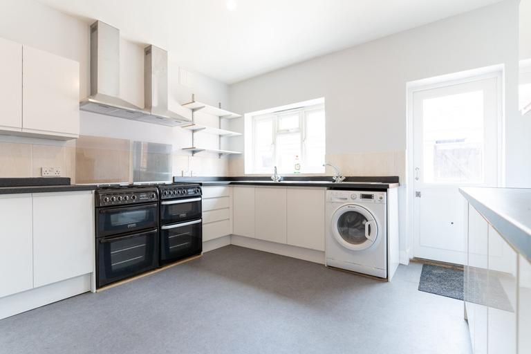 8 bedroom apartment for rent London Road, Southampton, SO15 2AE | UniHomes