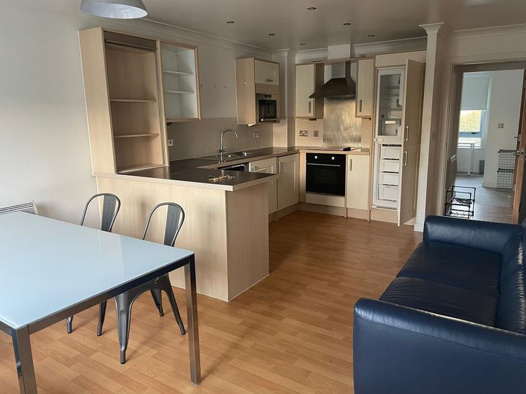 3 bedroom apartment for rent Hythe Colchester, CO2 8GL | UniHomes