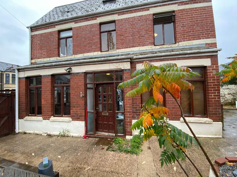 5 bedroom house for rent Manor Street Cardiff, CF14 3PX | UniHomes