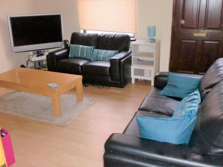 4 bedroom house for rent Welton Place, Leeds, LS6 1EW | UniHomes