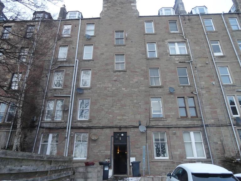 3 bedroom apartment for rent Laburn Street Dundee, DD1 5RS | UniHomes