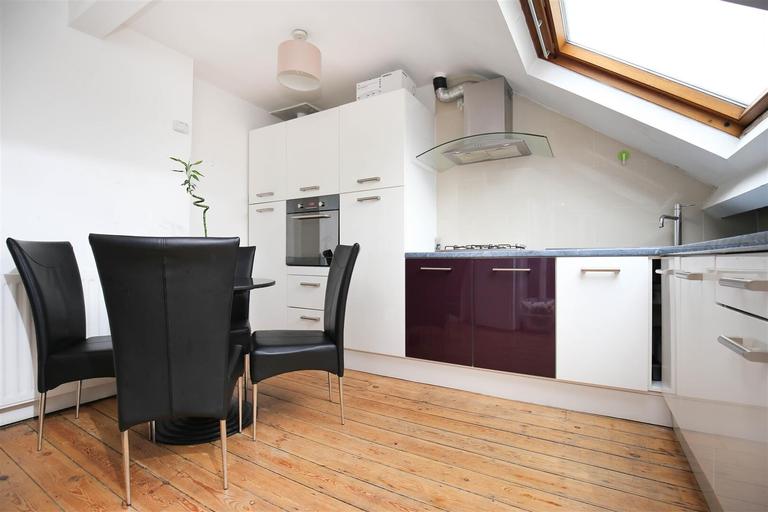 3 bedroom apartment for rent Westgate Road, Newcastle, NE4 6AP | UniHomes