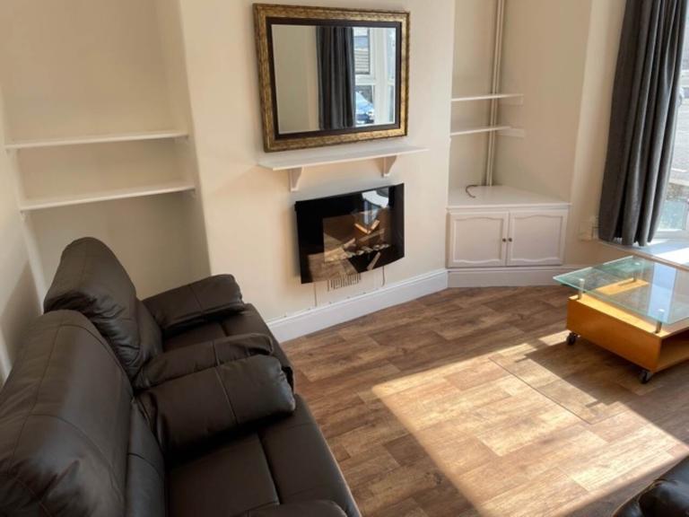 4 bedroom house for rent Rhyddings Terrace, Brynmill Swansea, SA2 0DP ...