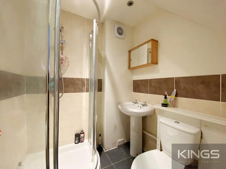 4 bedroom house for rent Harrison Road Southampton, SO17 3TL | UniHomes