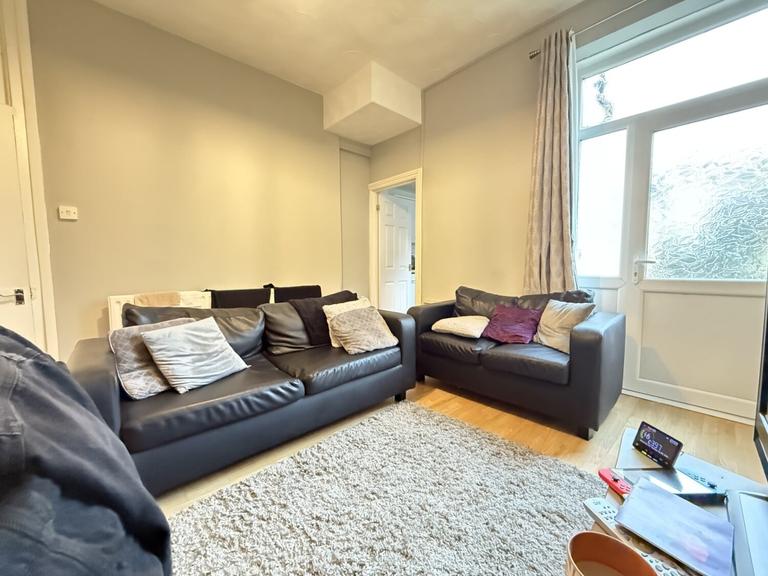 4 bedroom house for rent Keppoch Street Cardiff, CF24 3JW | UniHomes