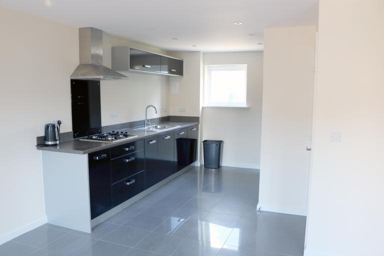 3 bedroom house for rent Wood Street, Bristol, BS34 5AG | UniHomes