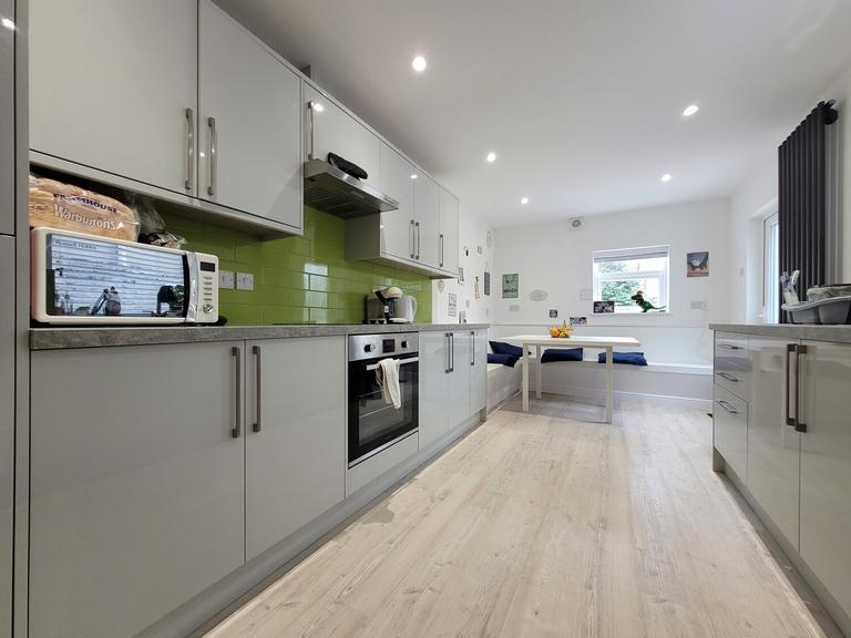 4 bedroom house for rent Manor Street Cardiff, CF14 3PU | UniHomes
