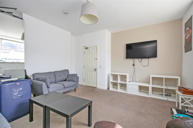 5 bedroom apartment for rent Westgate Road Newcastle, NE4 6AP | UniHomes