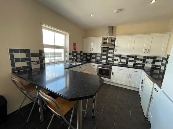 3 bedroom apartment for rent Edric House, The Rushes, Loughborough ...