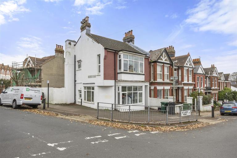 5 bedroom house for rent St. Lukes Road Brighton, BN2 9ZD | UniHomes