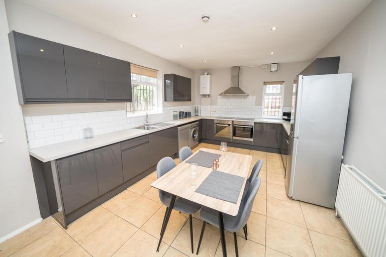 6 bedroom house for rent Upper Hanover Street, Sheffield, S3 7RQ | UniHomes