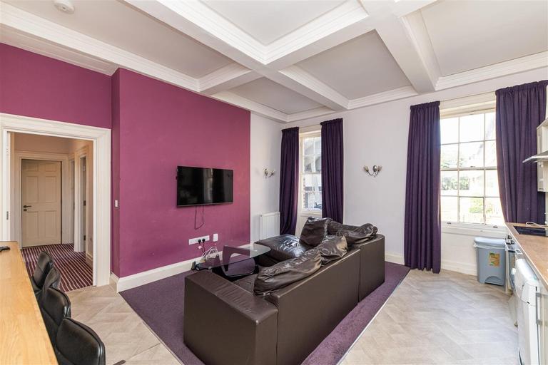 4 bedroom apartment for rent St James' Street Newcastle, NE1 4NF | UniHomes