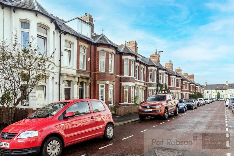 6 bedroom house for rent Devonshire Place (Flat B), Newcastle, NE2 2ND ...