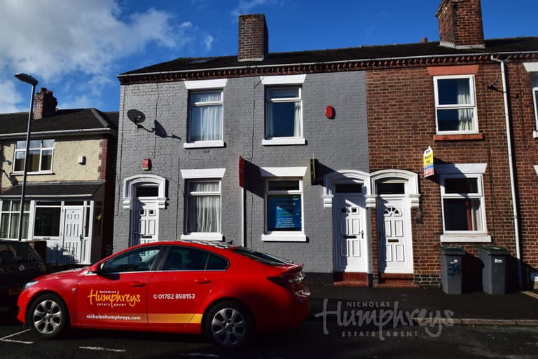 3 Bedroom House For Rent Cauldon Road Stoke On Trent St4 2eb Unihomes