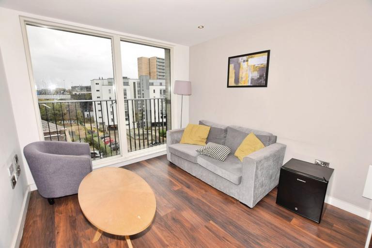 3 bedroom house for rent One Regent Road Manchester, M3 4AY | UniHomes