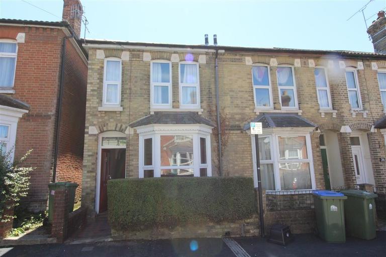 4 bedroom house for rent Cromwell Road, Southampton, SO15 2JF | UniHomes
