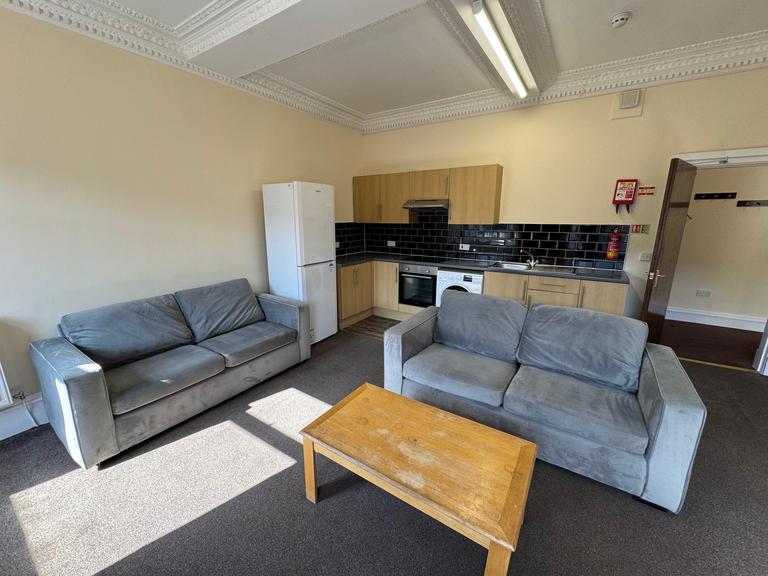 4 bedroom apartment for rent Commercial Street Dundee, DD1 2AF | UniHomes