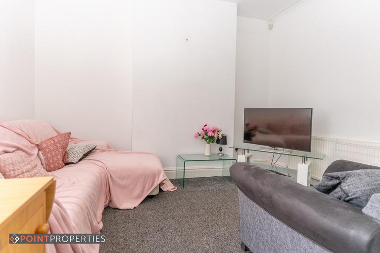 4 bedroom house for rent Crawford Avenue, Liverpool, L18 1DP | UniHomes