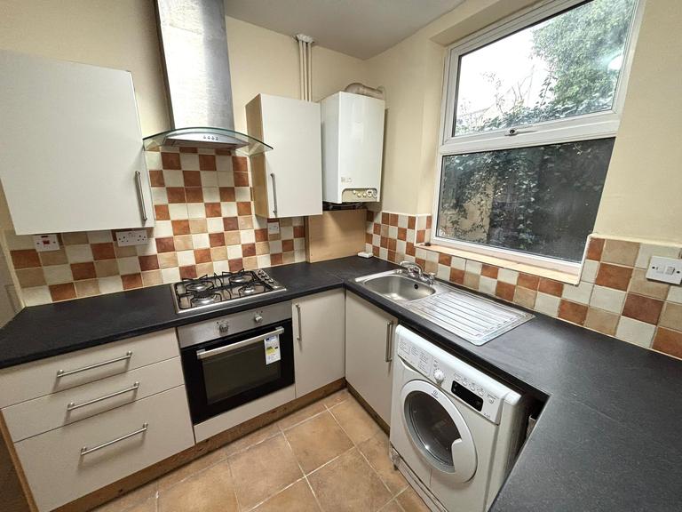 2 bedroom apartment for rent Pen Y Wain Road, Cardiff, CF24 4BB | UniHomes