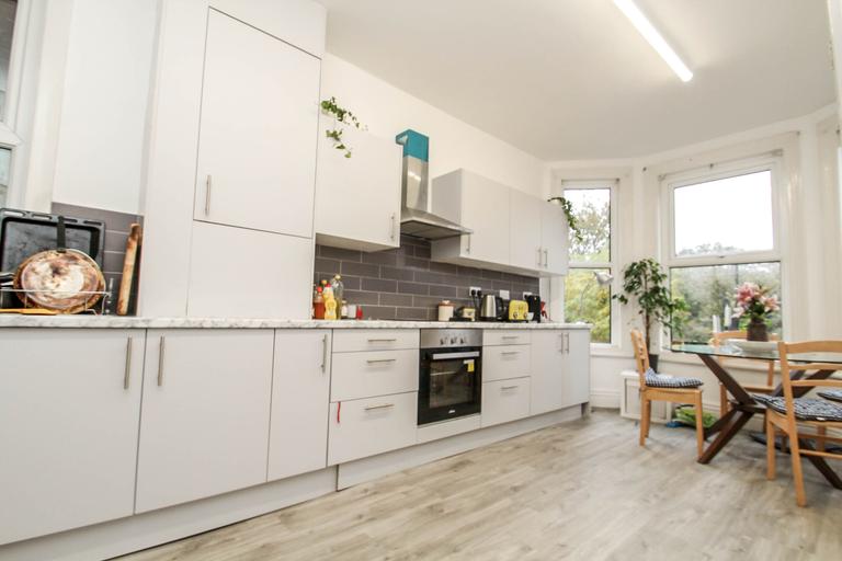 6 bedroom house for rent Claremont Drive, Leeds, LS6 4ED | UniHomes