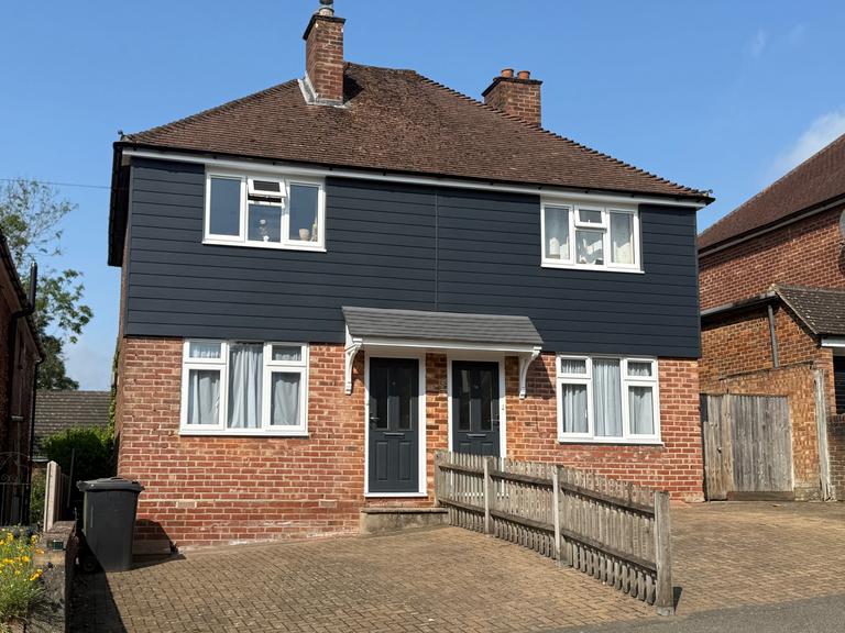 4 bedroom house for rent Manor Road Surrey, GU2 9NE | UniHomes