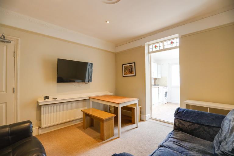 5 bedroom house for rent Third Avenue, Bath, BA2 3NY | UniHomes