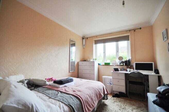 3 bedroom house for rent Broomfield, Surrey, GU2 8LQ | UniHomes