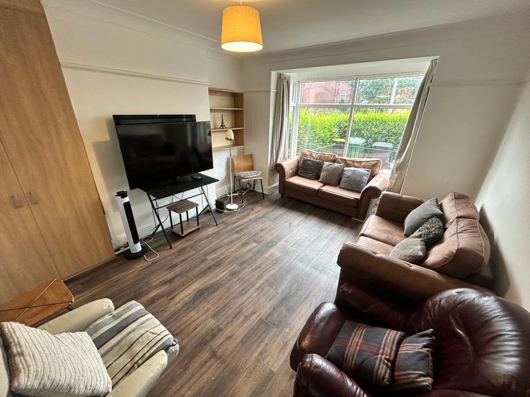 5 bedroom house for rent Headingley Avenue, Leeds, LS6 3EP | UniHomes