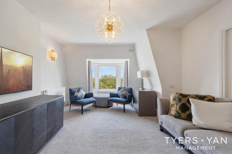 5 bedroom apartment for rent Park Road, London, NW8 7HY | UniHomes