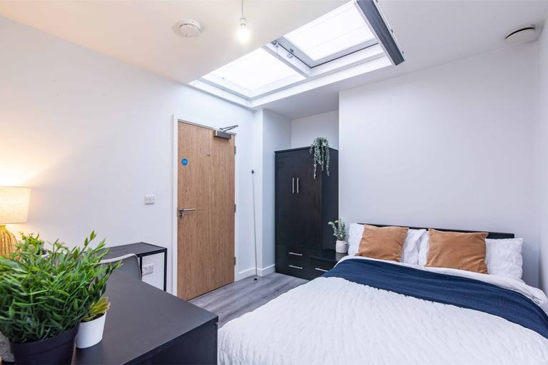 1 bedroom apartment for rent Long Row, Nottingham, NG1 2DR | UniHomes